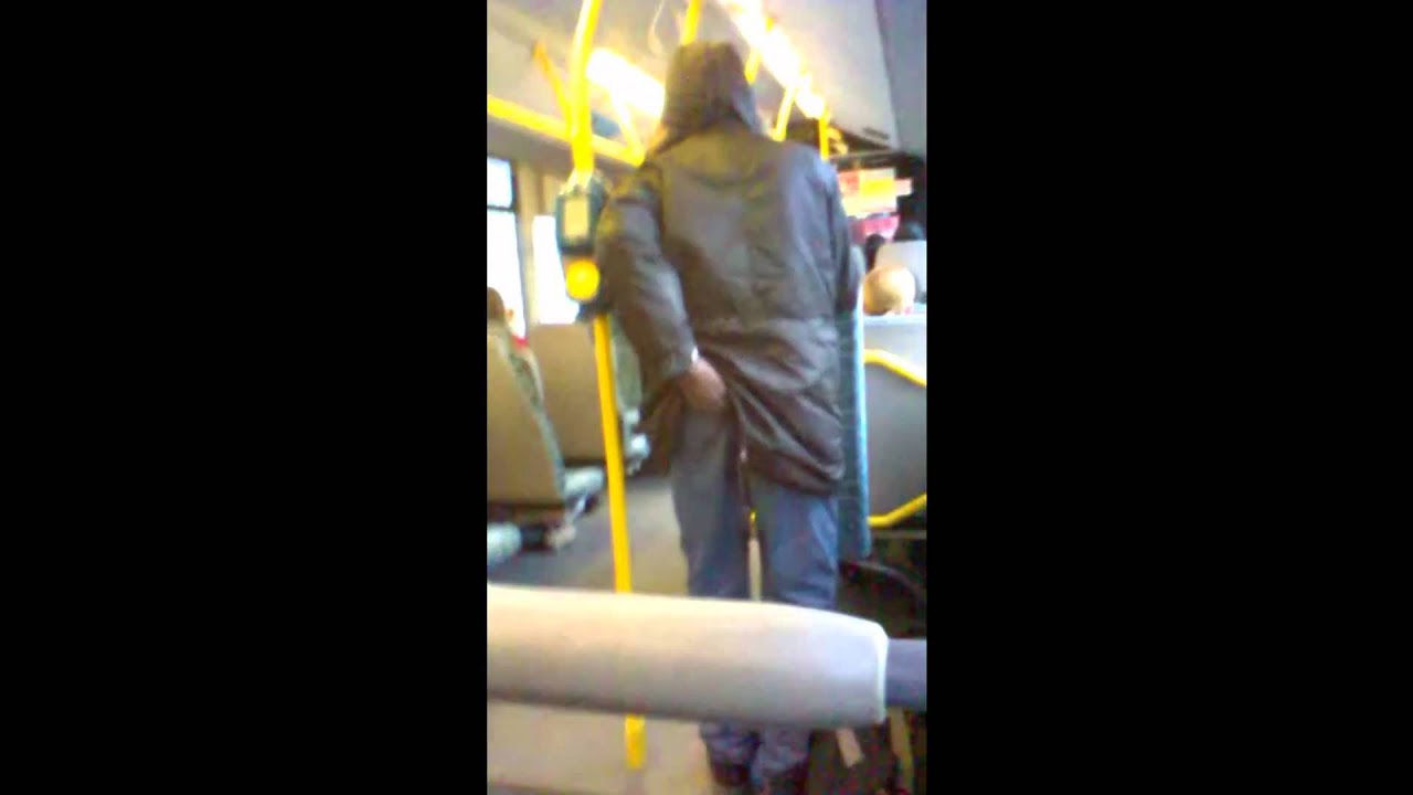 Man scratching ass - YouTube