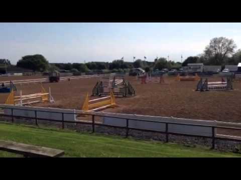 Killi SJ Mt Ballan - YouTube