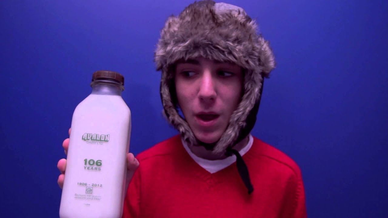 I Look Sexy Drinking Milk 3 (I Look Sexy, I Have Swag) - YouTube