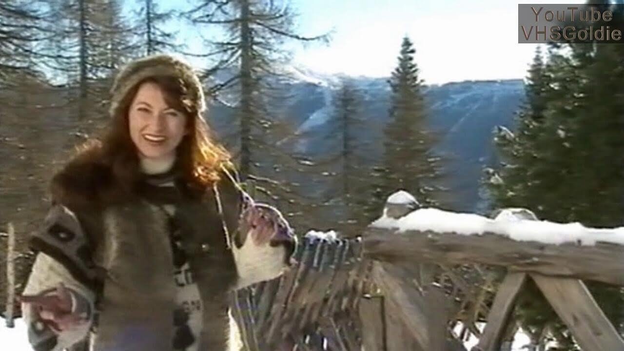 Maria Mathis - Snowboard Twist - 1999 - YouTube