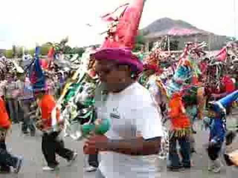 Los matachines en matape sonora - YouTube