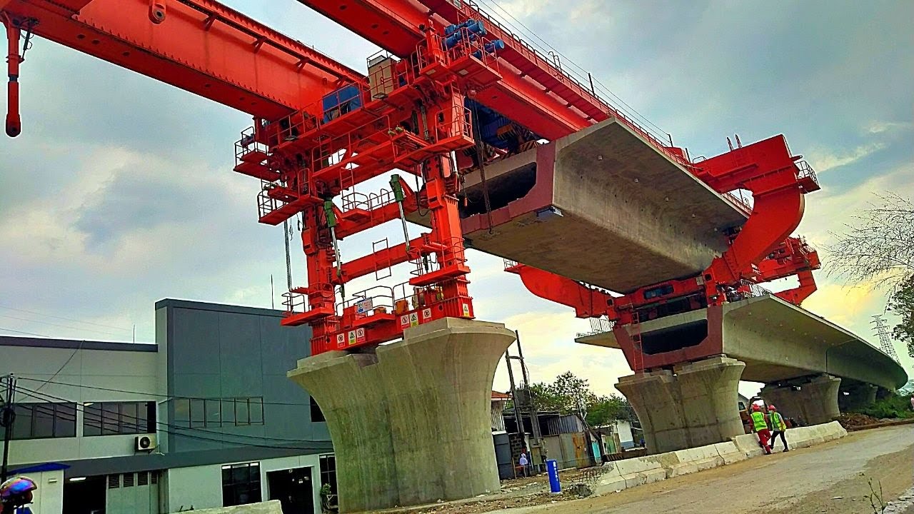 Pemasangan Box Girder Kereta Cepat Jakarta Bandung - DK126 Casting Yard ...