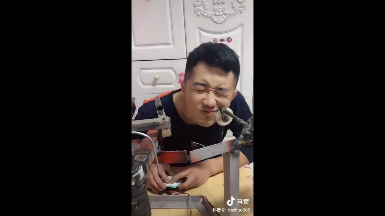 Automatic makeup machine - YouTube