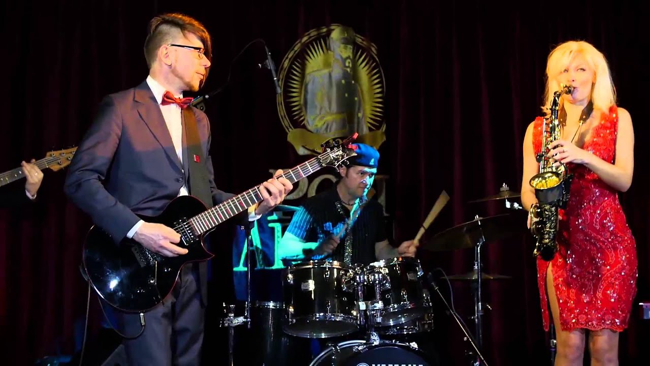 "WEEKEND BAND" - YouTube