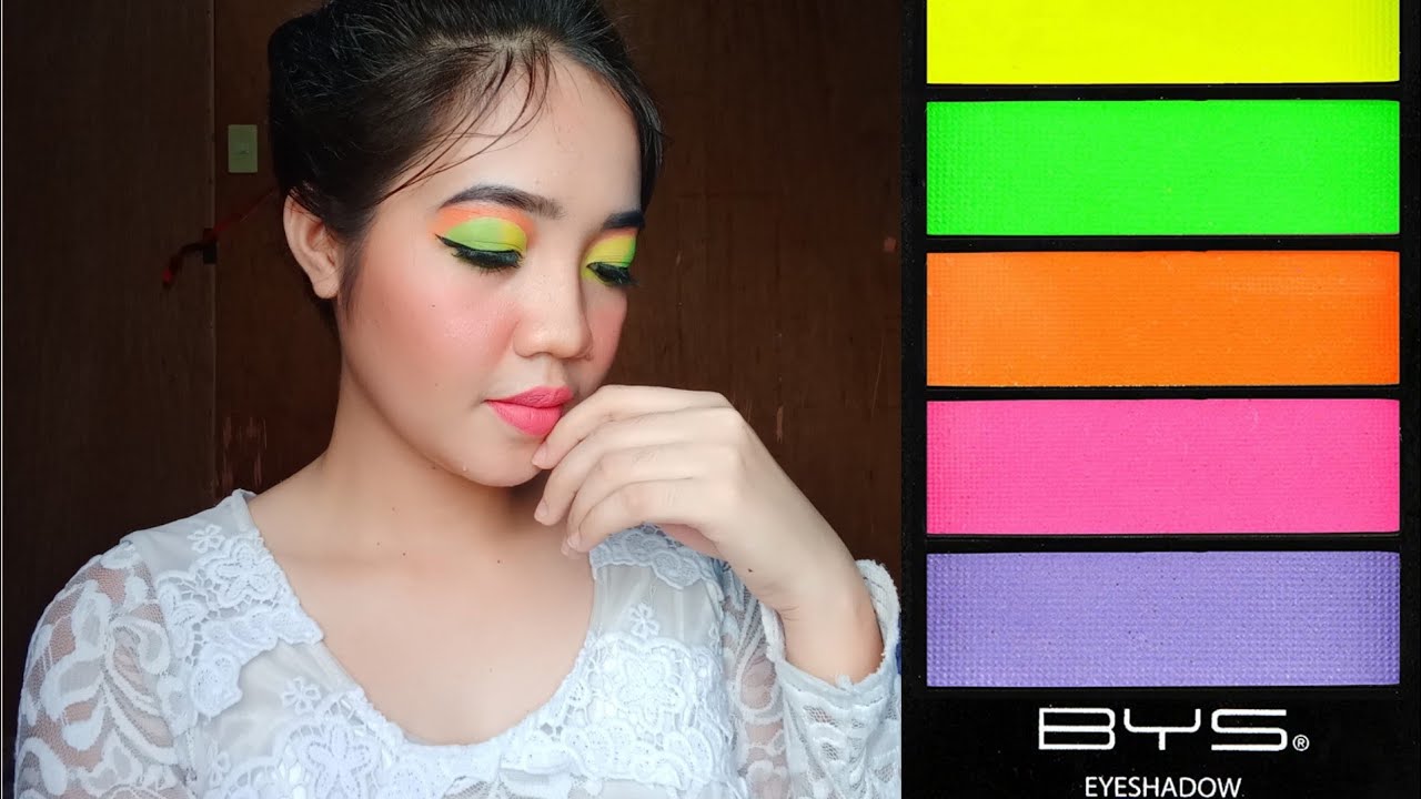BYS NEON EYESHADOW PALETTE - YouTube
