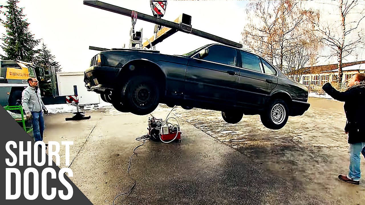 Mega Machine Lifts Tons - With Air | Free Documentary Shorts - YouTube