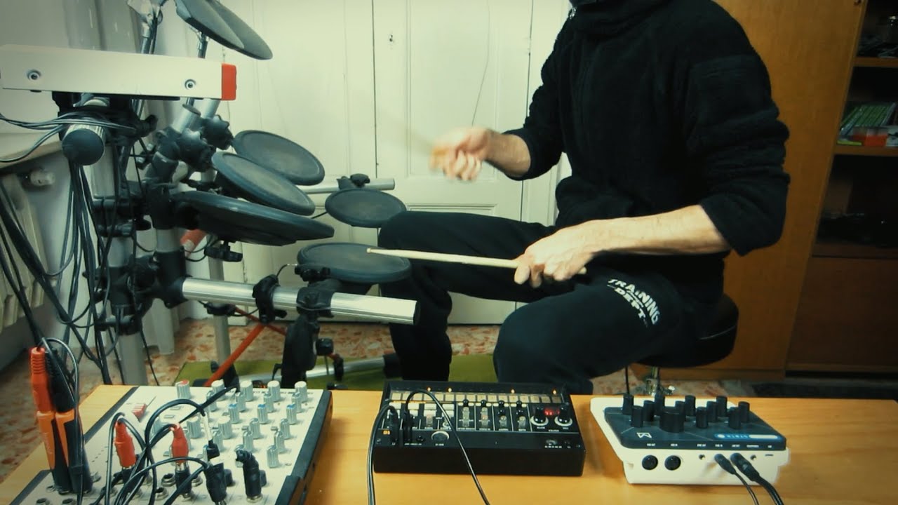 E DRUMMING PRACTICE with MODAL CRAFT SYNTH 2 0 / KORG VOLCA BEATS and ...