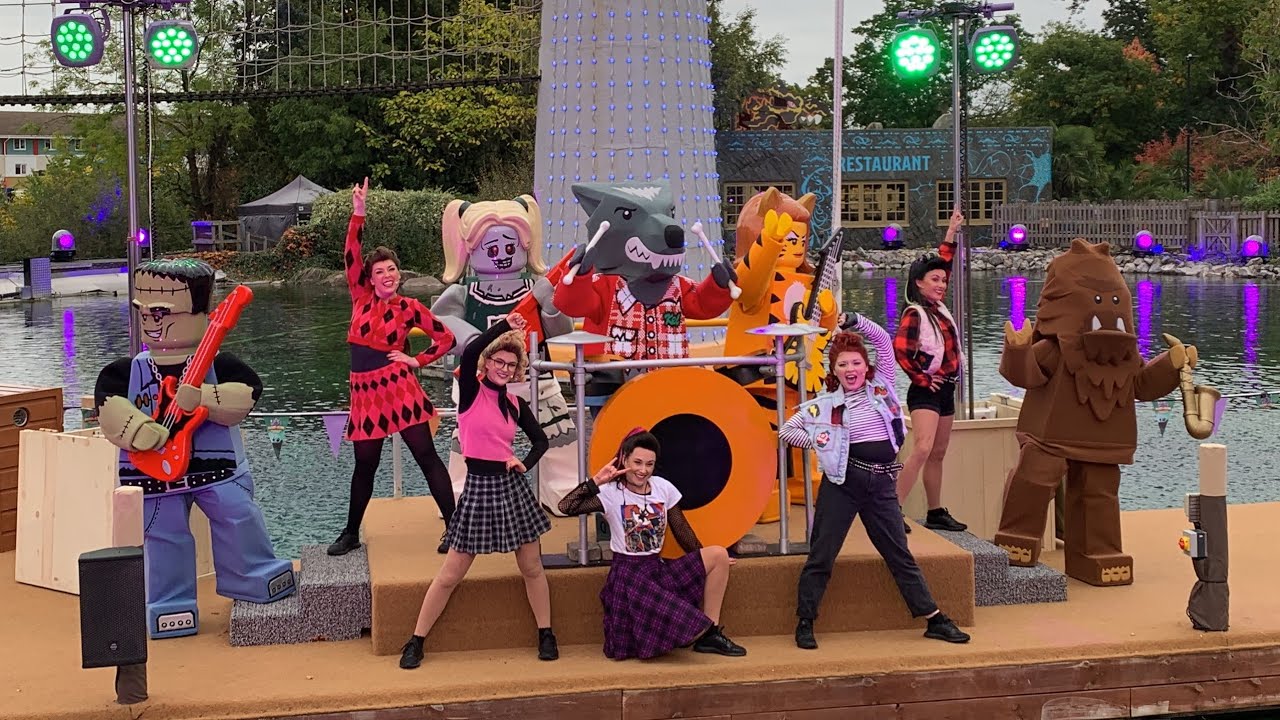 LEGOLAND Monster Jam Show - Brick or Treat 2022 - YouTube