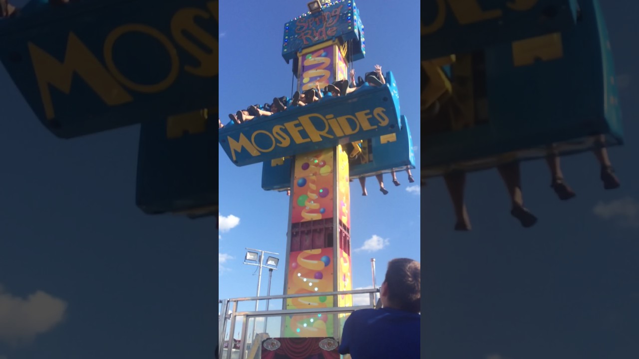 A crazy ride at the Saskatoon ex - YouTube
