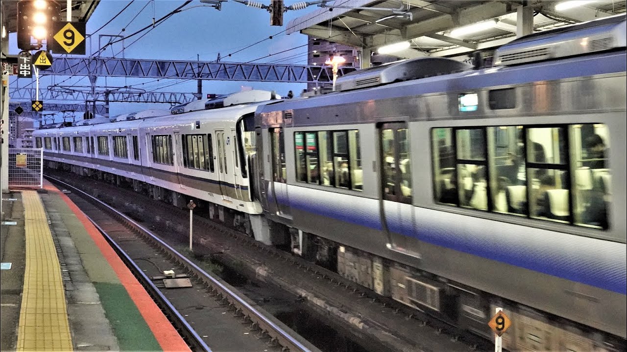 【運用開始】JR西日本 223系2500番台 R51編成 トイレ故障中 車体色&車内 阪和線のまま+221系 K15編成 ダブルパンタ湖西線 ...