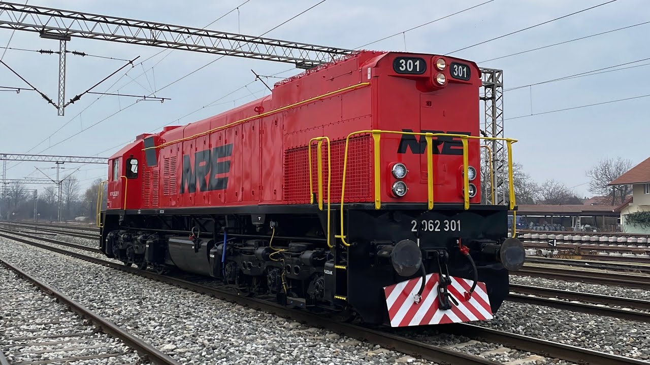 NRE RCCC 2062 301, EMD G26CW, na prvoj ikad probnoj vožnji u kolodvoru ...