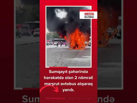 Sumqayıt şəhərində hərəkətdə olan 2 nömrəli marşrut avtobus alışaraq yanıb. #xeber #xeberler #shorts