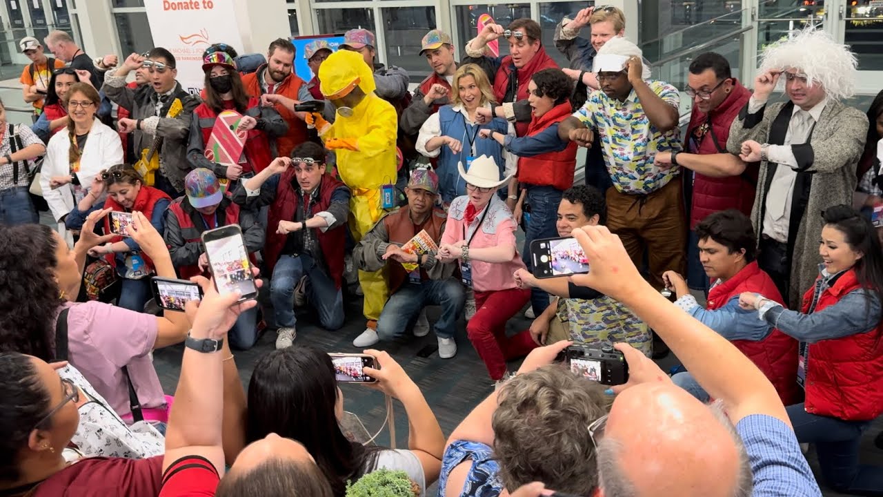 L.A. Comic Con 2024 - Opening Day 1 - Friday 10/04/24 - Los Angeles ...