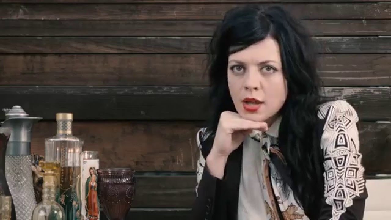 The Coathangers – “Watch Your Back” (Official Music Video) - YouTube