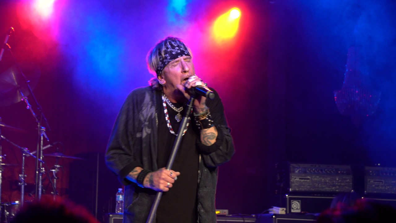 GREAT WHITE - Lady Red Light @ Home Bar 1 7 2017 - YouTube