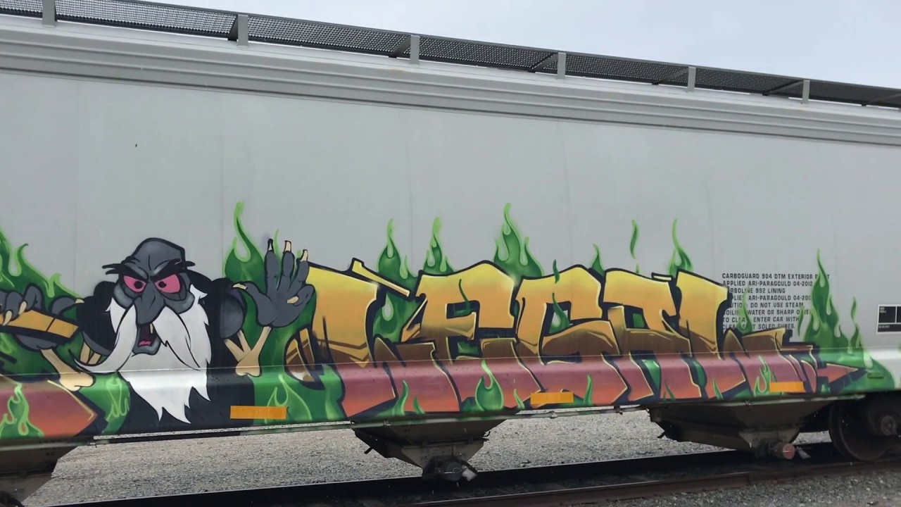 YARDLURKS 16. (CANADA TRAIN GRAFFITI AND MO) - YouTube