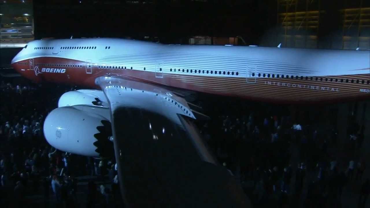 Boeing's new 747-8 Intercontinental unveiled - YouTube