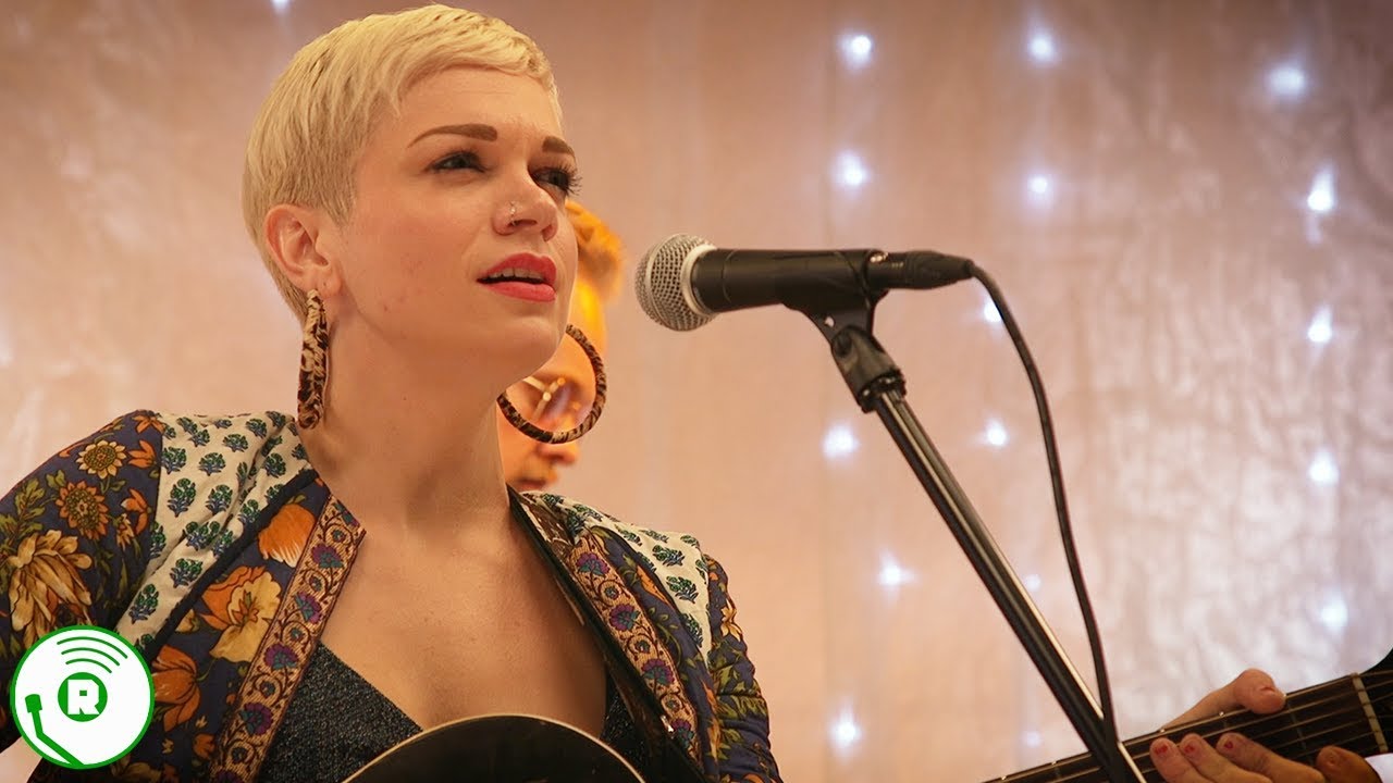 Lillie Mae Live Performance | The Ringer Room | The Ringer - YouTube