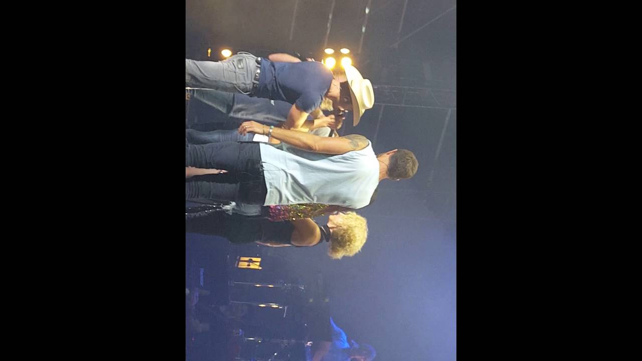 Luke Bryan's birthday party - YouTube