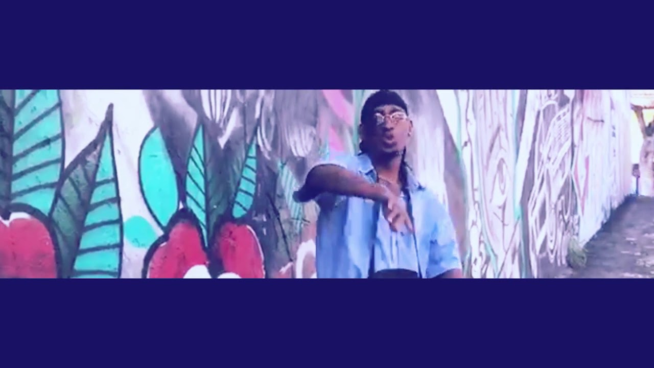 Beré - Ela que chama o uber ft. Ntam - YouTube