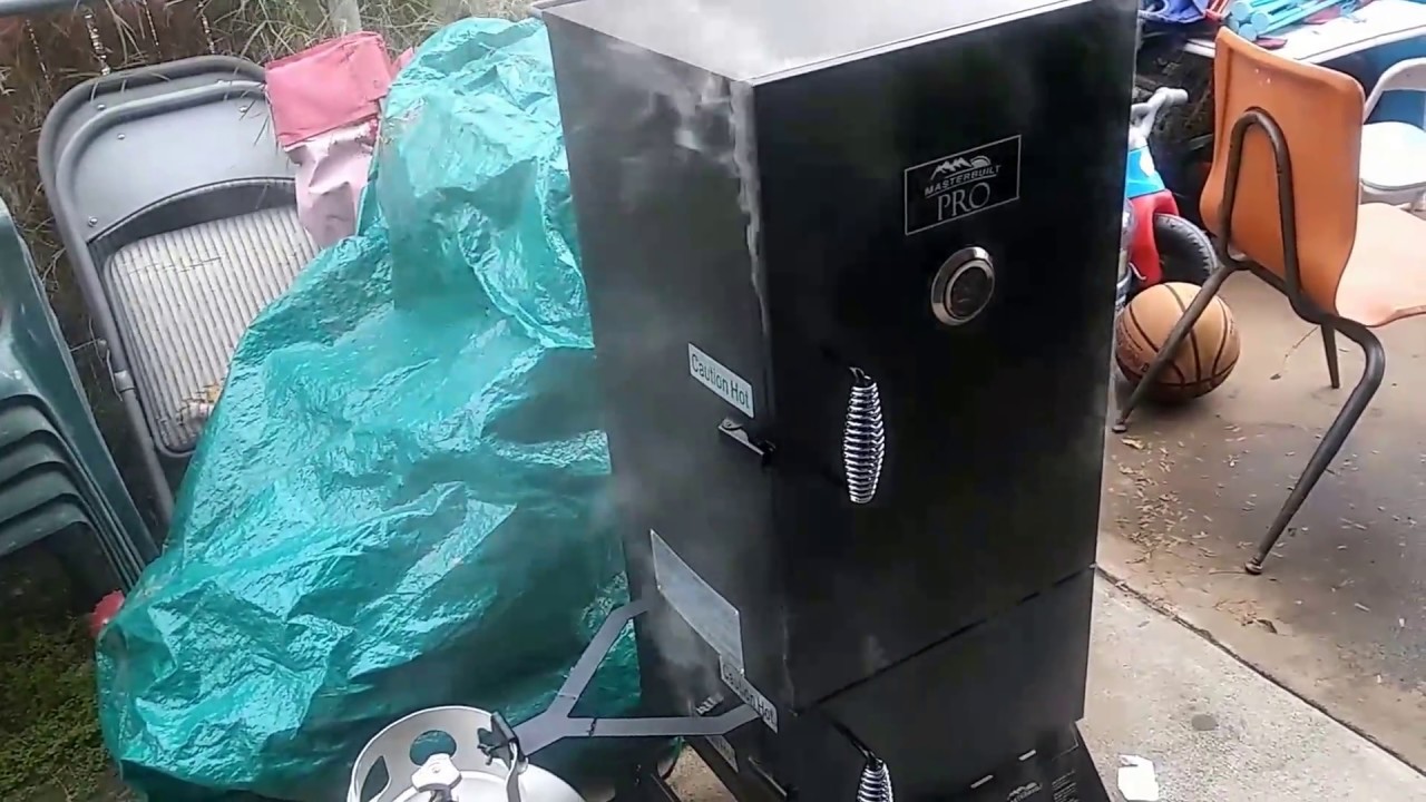 Masterbuilt Pro Dual Fuel Smoker First Seasoning. - YouTube