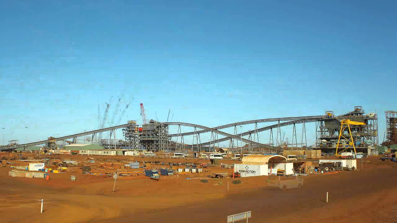 Fortescue Metals Group (FMG) timelapse footage from Christmas Creek ...
