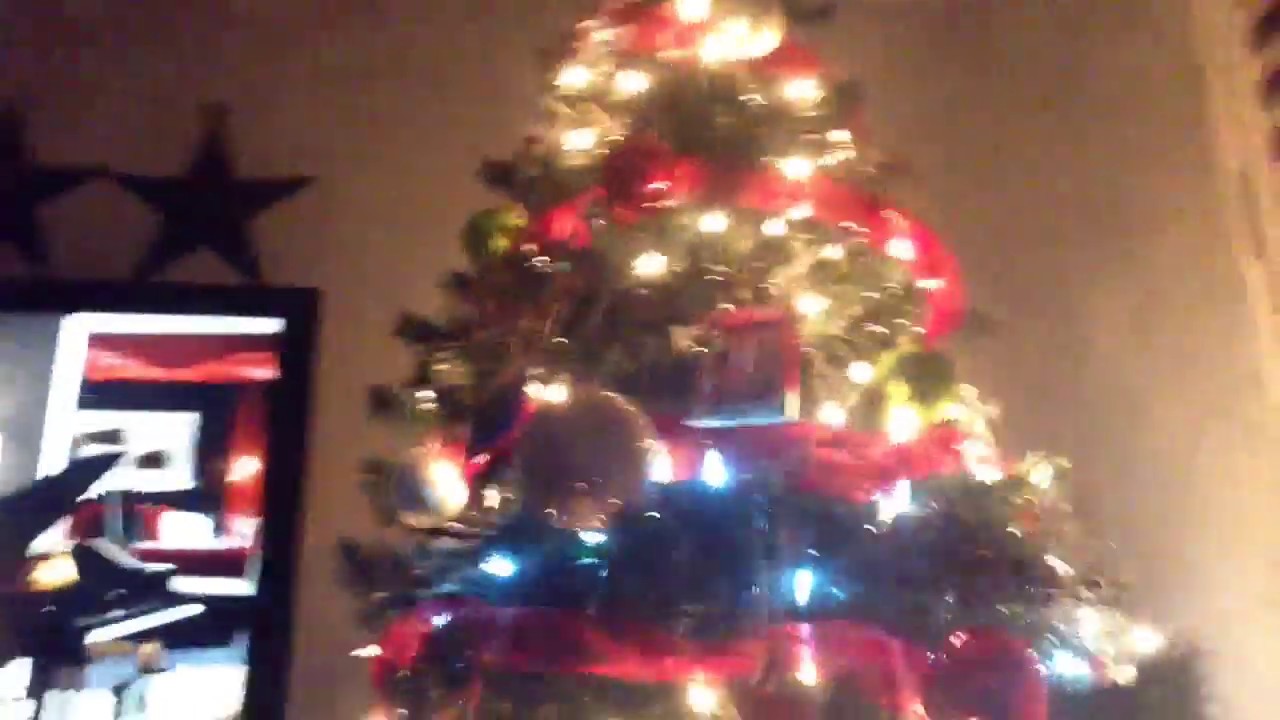 Happy December 1/countdown until Christmas - YouTube