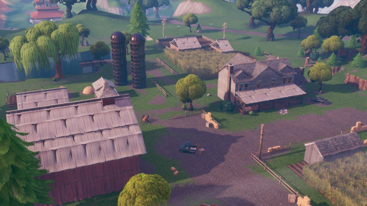 Fortnite Fatal Fields tour - YouTube