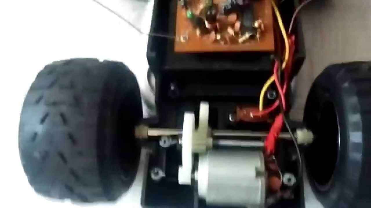 Masinuta cu telecomanda - YouTube