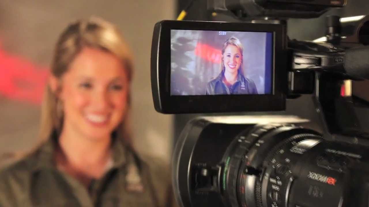Photos Of Ainsley Beeman From "North American Hunter-TV" - YouTube