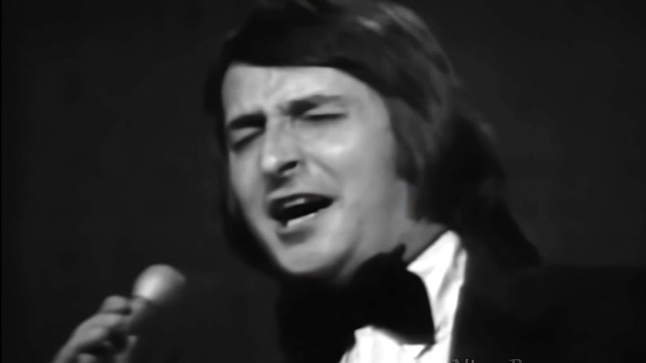 Nino Bravo - Elizabeth. (Voz En Directo) Remasterizado - YouTube