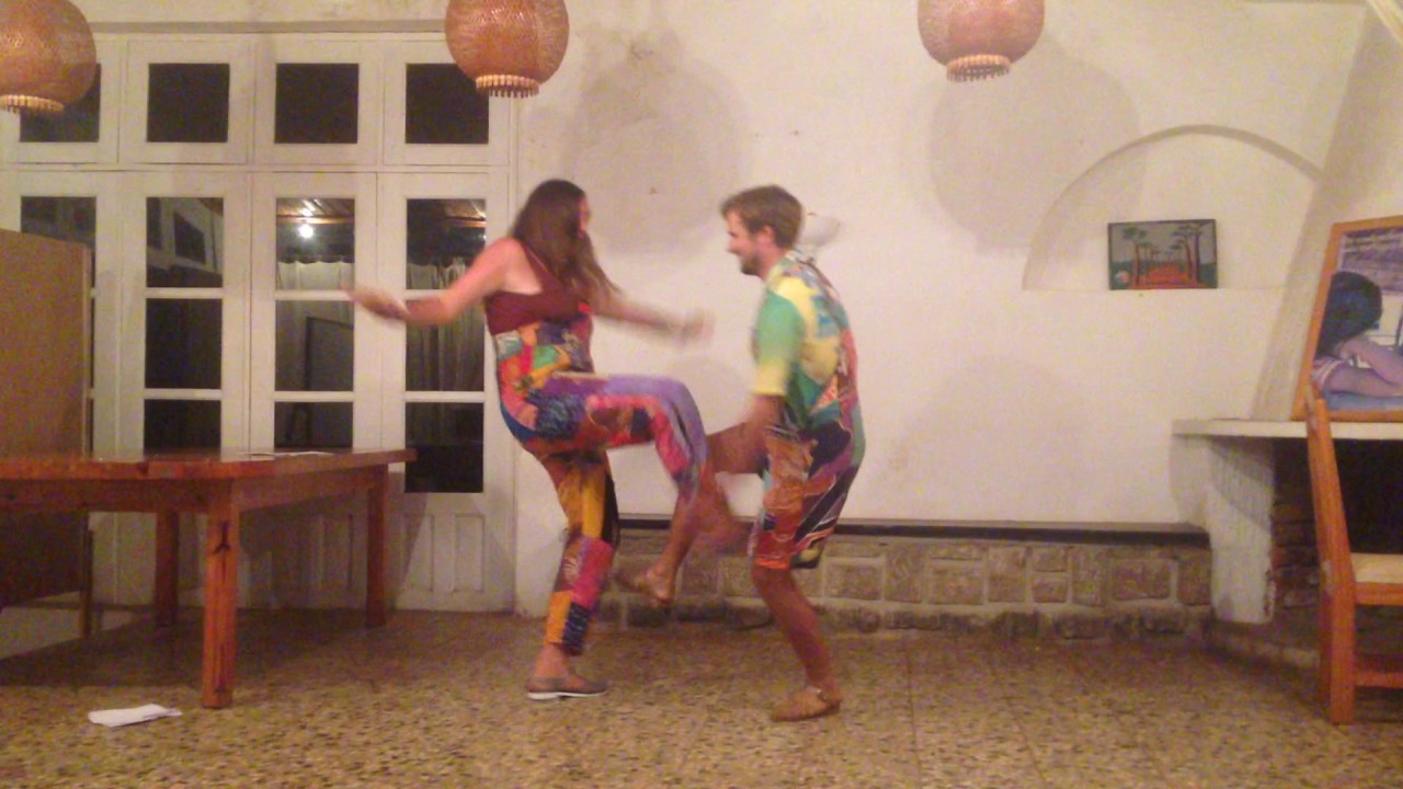 Jelly Jammerz Dance! Soft Hair- Relaxed Lizard - YouTube