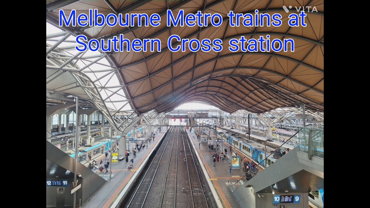 Melbourne Metro trains at Southern Cross station - YouTube