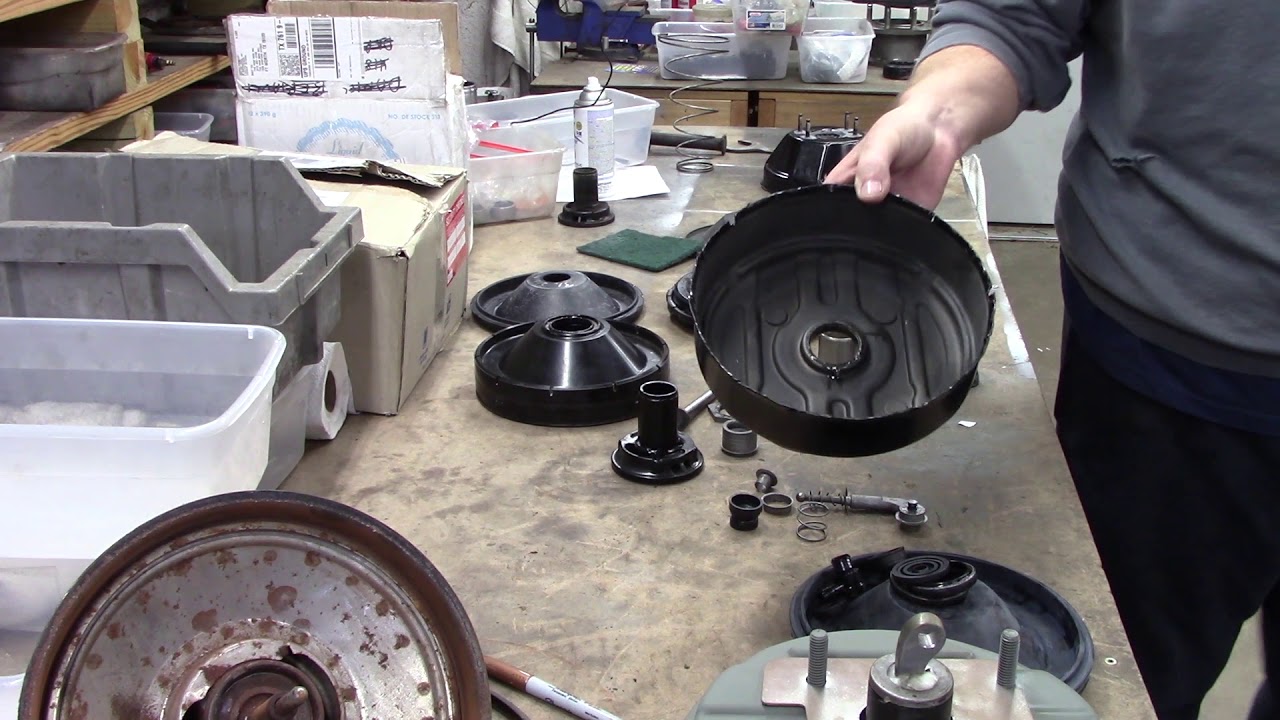 REBUILDING A MOPAR TANDEM BENDIX BOOSTER - YouTube