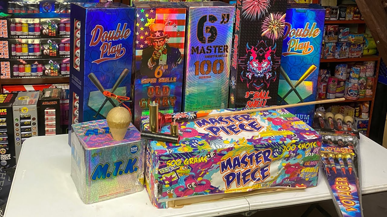 New Years 2023 Fire Works Pick Ups - YouTube