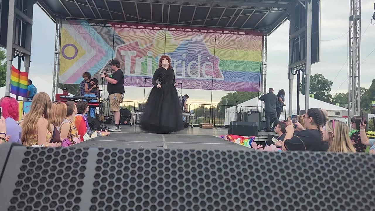 Anna Tomical performs at TriPride - YouTube