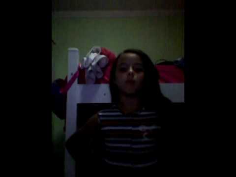 Menina dançando fumo sua malvada kkk