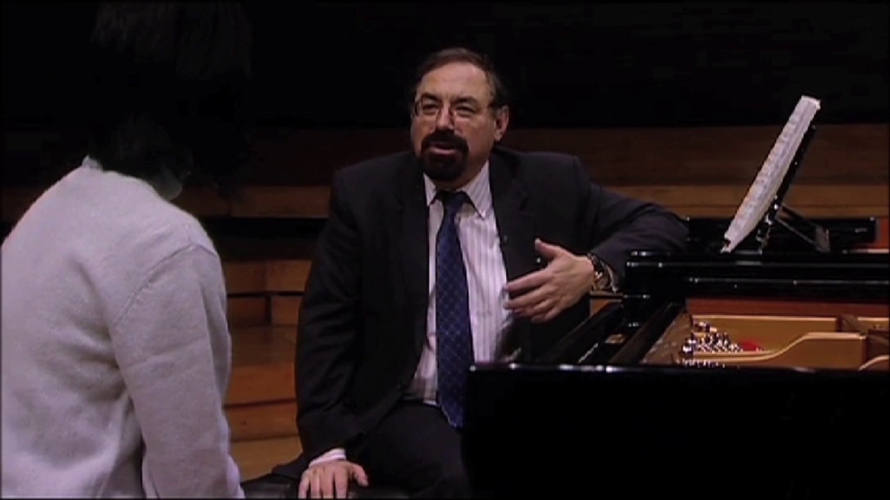 Berman: Highlighting Beethoven's Bassline - YouTube