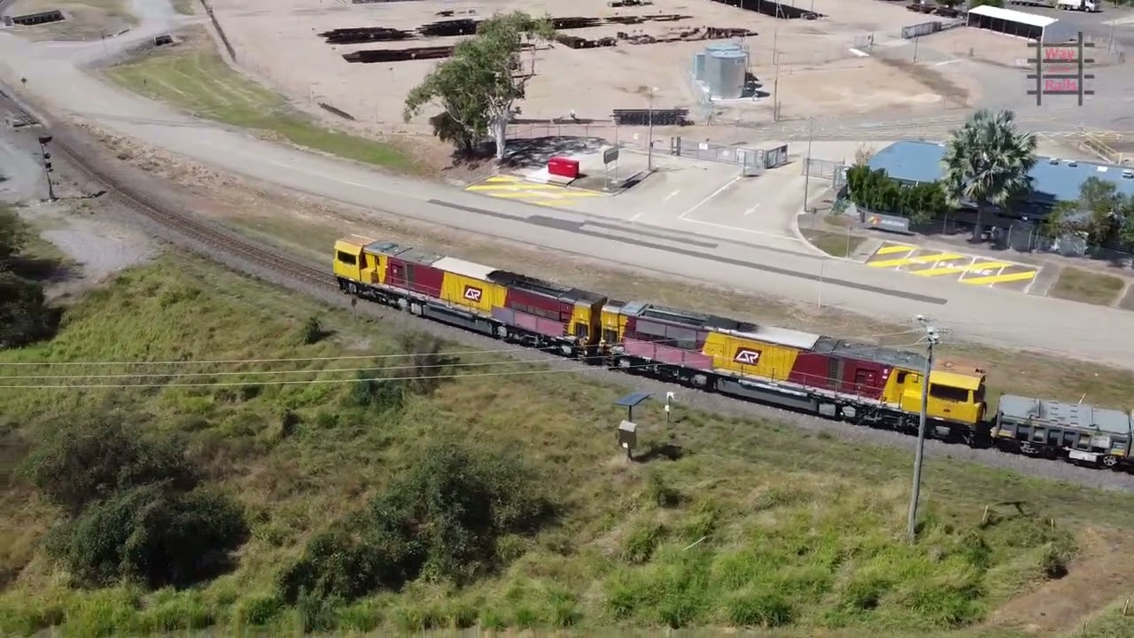 9259 Arrives at Stuart - YouTube