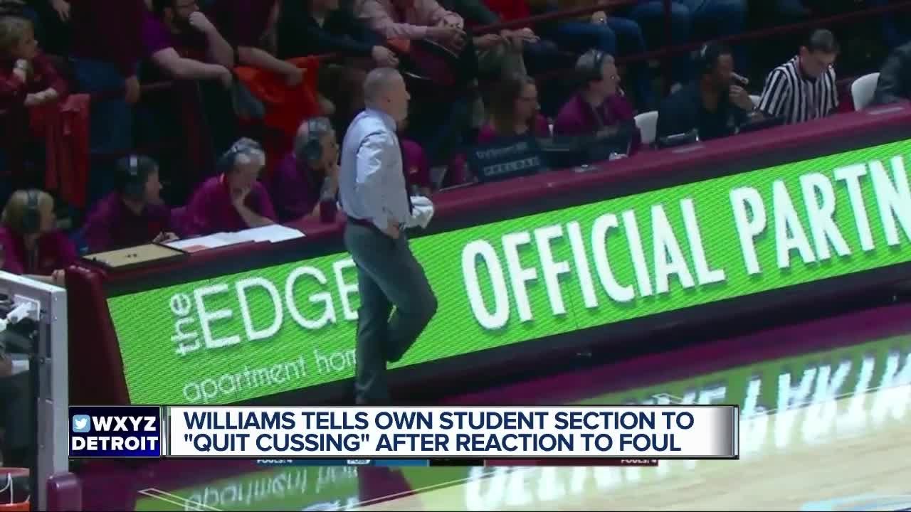 Buzz Williams tells his fans to stop cussing in win vs. Duke - YouTube