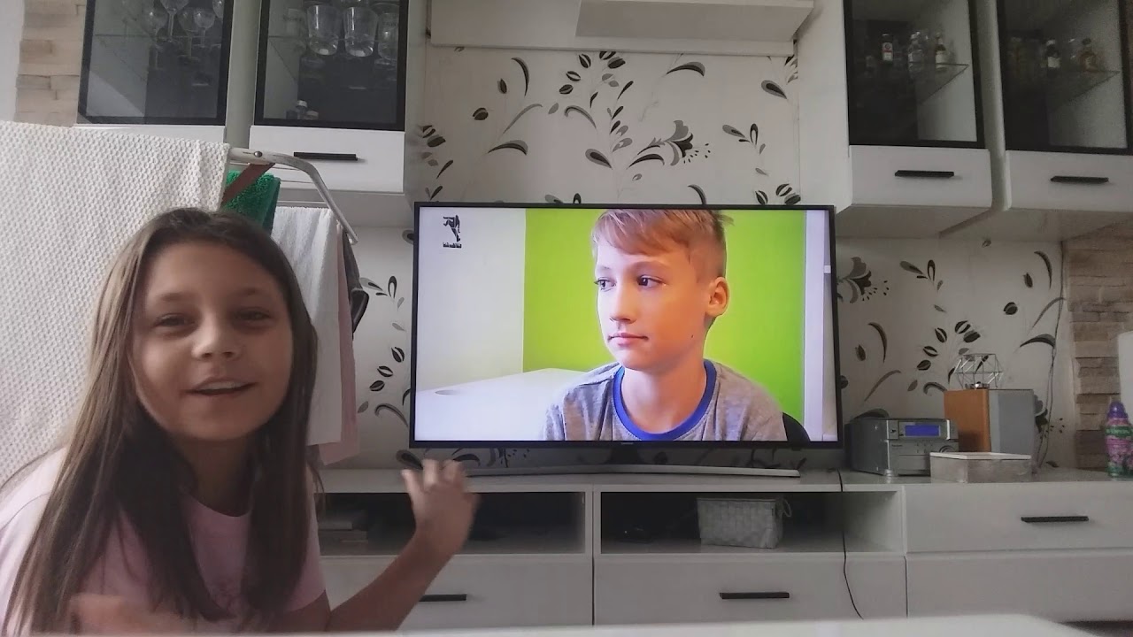 primele vloguri ale lui selly ,gami si vlad munteanu - YouTube