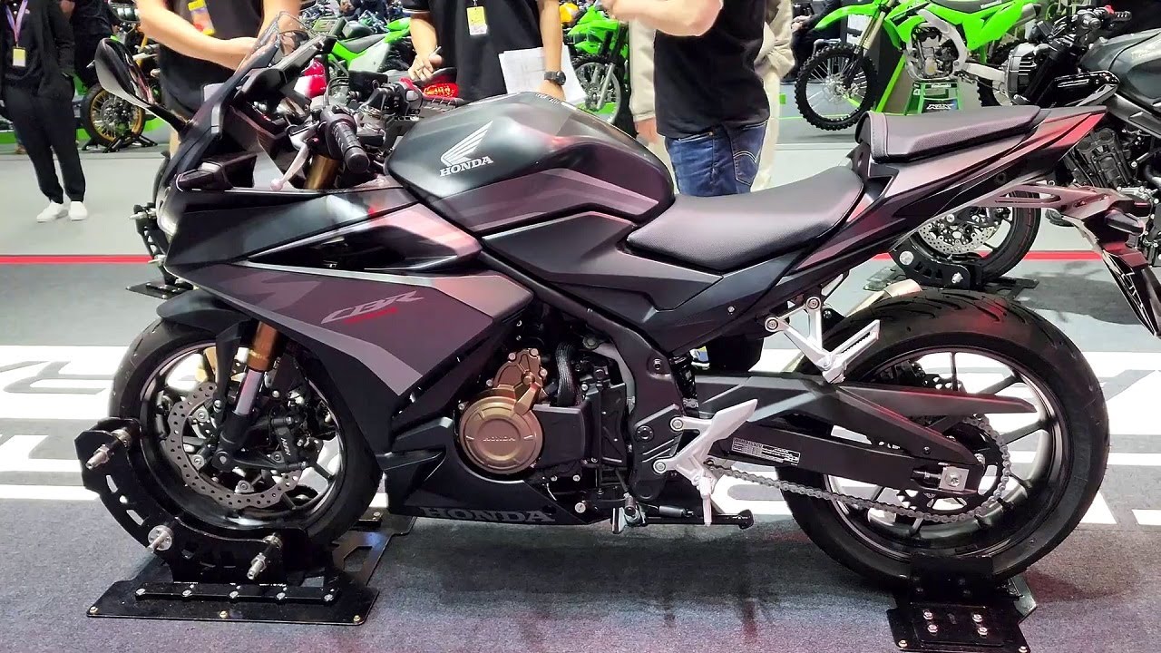 The New Honda CBR500R Black Closerlook - YouTube