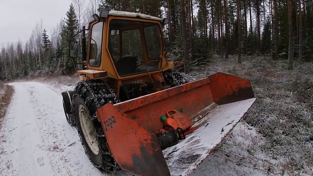 Valmet 602.. - YouTube