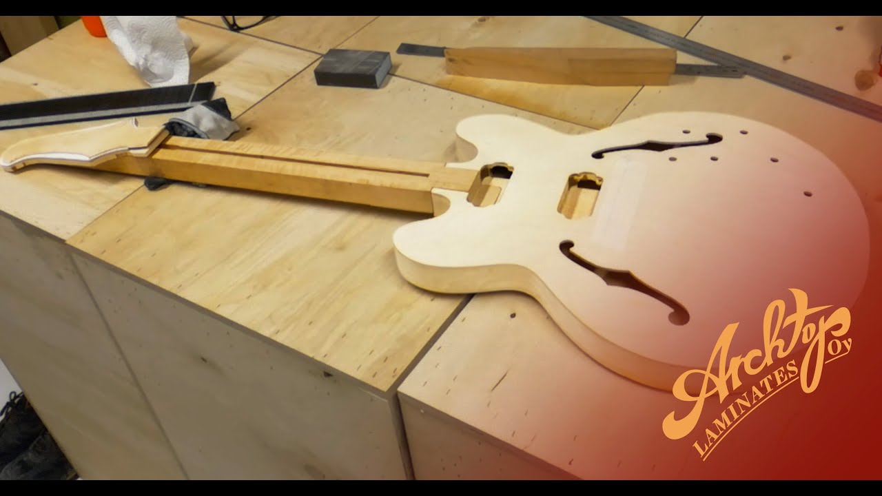 FIRST GUITAR BUILT!! Part 03 - F-Holes, Routs & Co …and what about that ...