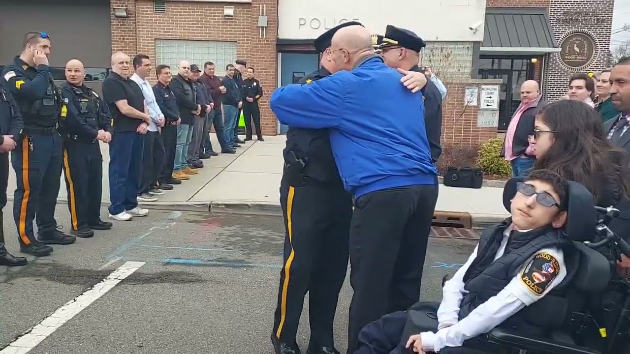 Wood-Ridge Chief of Police John Korin and his walkout - YouTube