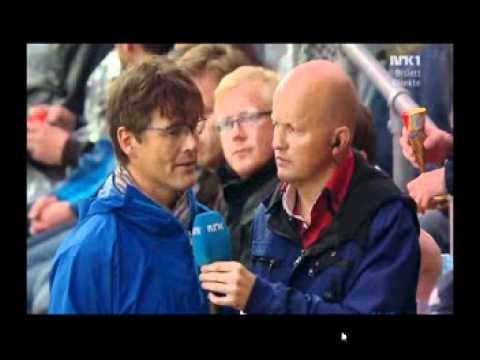 Morten Harket on the stadium!)))