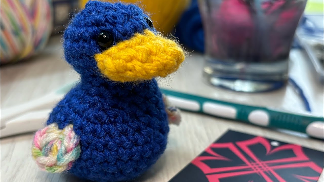 Crochet a duck with wings - YouTube