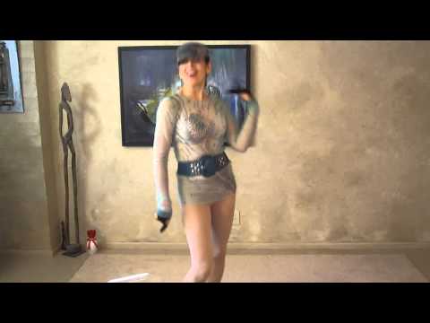 Suicide Blonde dance