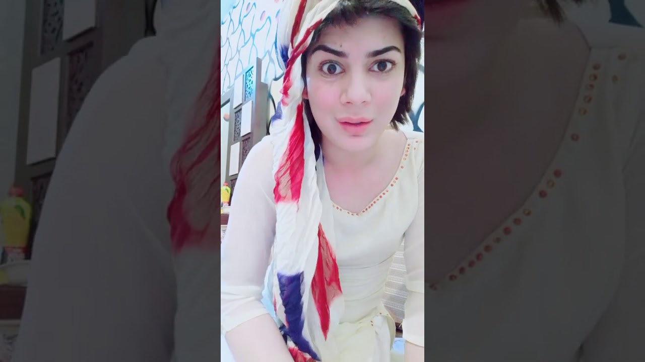 Dolphin Ayan new tik tok /ayan jani new dance - YouTube