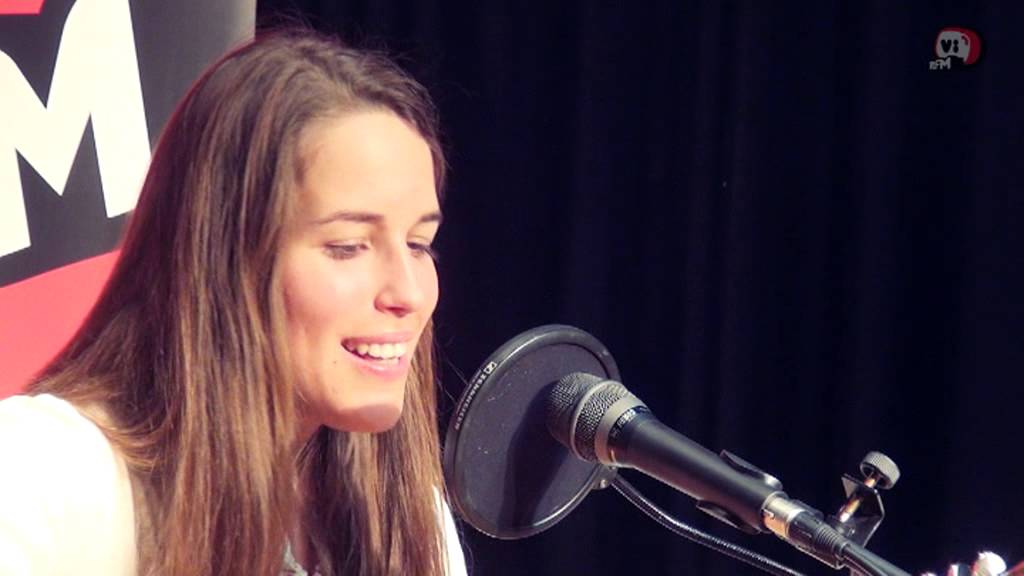 Sem Palheta, RFM - Ana Stilwell canta Jessie J - YouTube